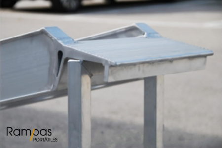 Rampas con bordes y uña personalizada 1 - rampasportatiles.com ...